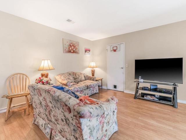 9 Kiowa Ct, Unit 9, Coram, NY 11727 | MLS #975786 | Compass