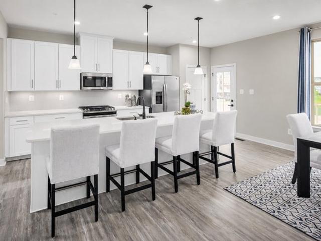 9 Lafayette Ln, Towaco, NJ 07082