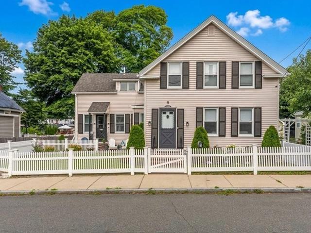 9 Lawrence St Apt 1, Woburn, MA 01801