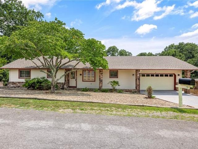 9 Lawson Ln, Bella Vista, AR 72715