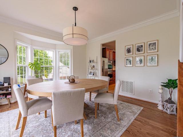 9 Laurel Oak Ct