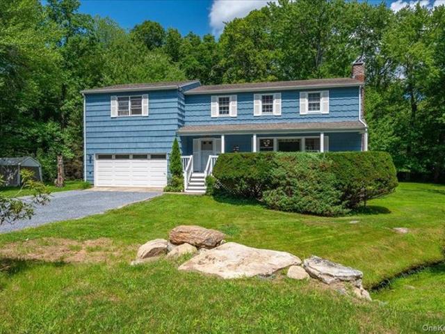9 Laurel Rd, South Salem, NY 10590