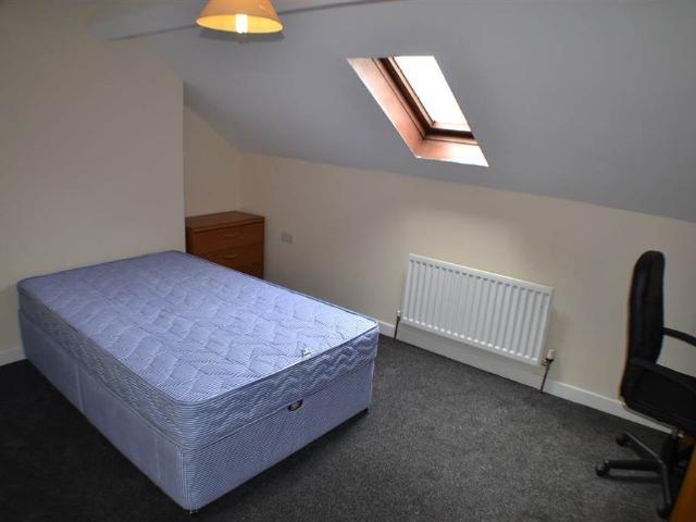 9 Lisburn Avenue, Belfast, BT9 7FX
