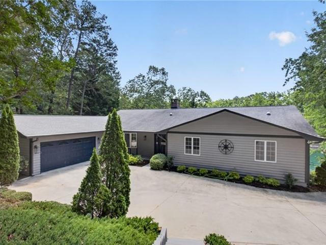 9 Lookout Ln, Salem, SC 29676