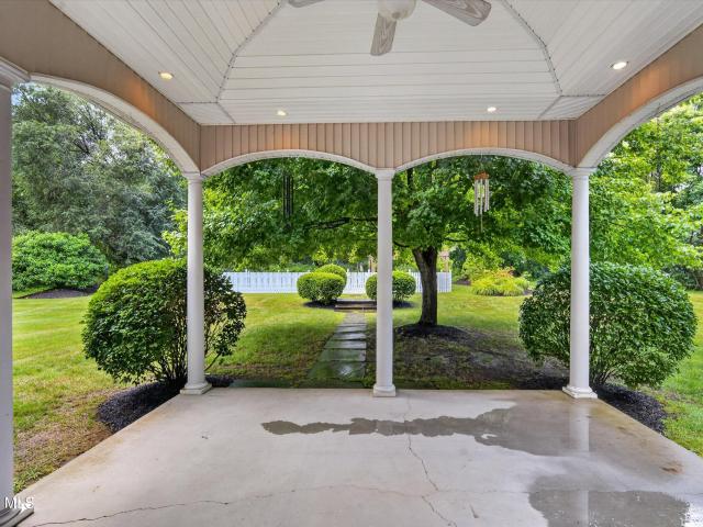 9 Long Creek Drive