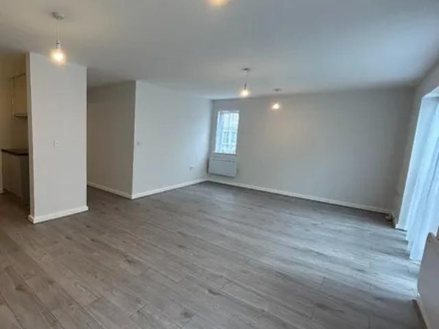 9 Longmarsh Lane, London, SE28 0LS, United Kingdom | 2 bed apartment for rent #167777202 | Rentberry