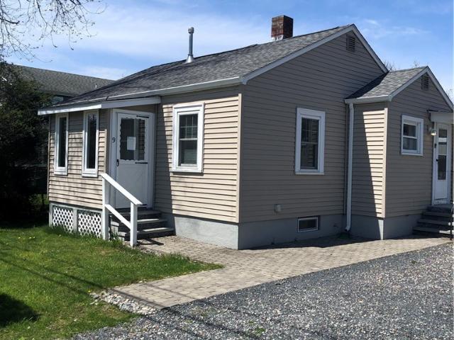 9 Palmer Ave, Warren, RI 02885 | MLS #1410