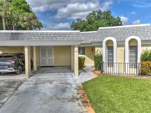 9 Park Lane Cir, Lehigh Acres, FL 33936