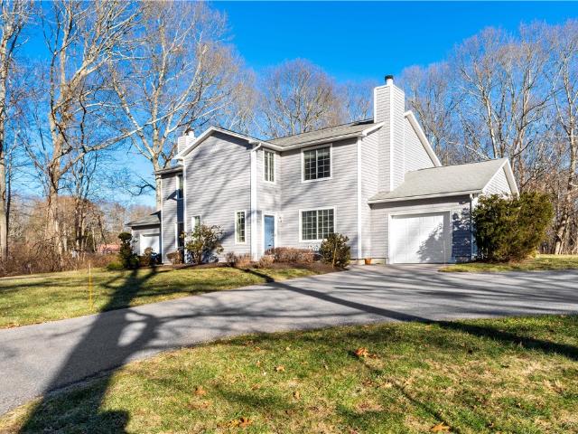 9 Parsley Ln, Narragansett, RI 02874 | MLS #1408 | Compass