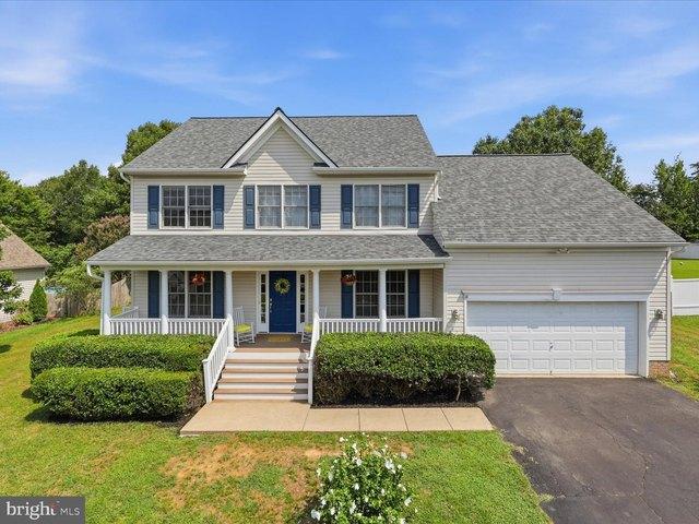 9 Pebble Pl, Fredericksburg, VA 22405