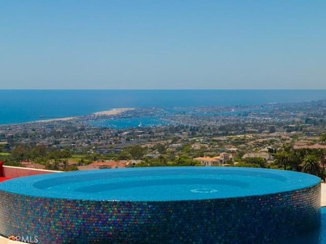 9 Pelican Crest Dr, Newport Coast, CA 92657