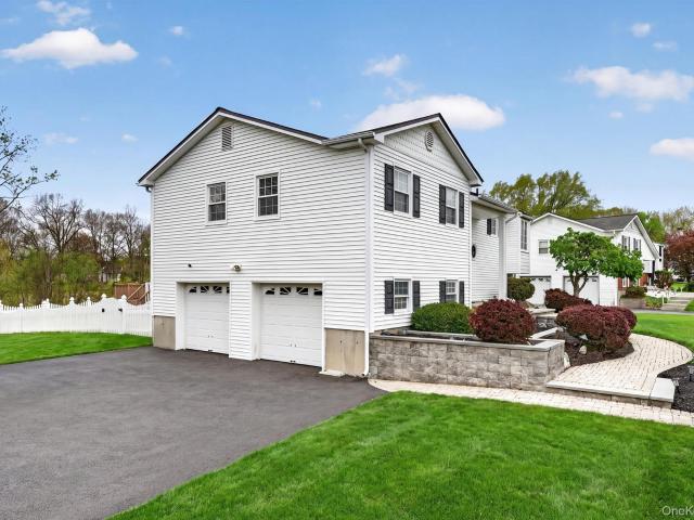 9 Pilgrim Lane