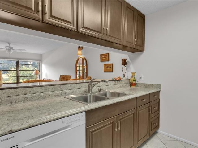 9 Plantation Dr, Unit 102, Vero Beach, FL 32966 | MLS #293961 | Compass