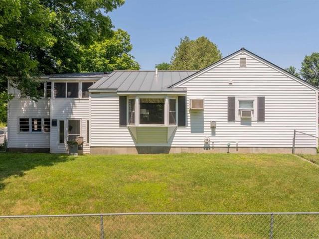 9 Placid Sq, Lebanon, NH 03766