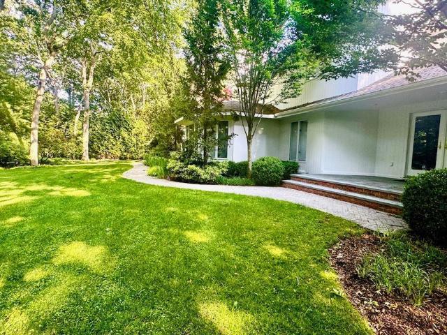9 Plume Grass Way