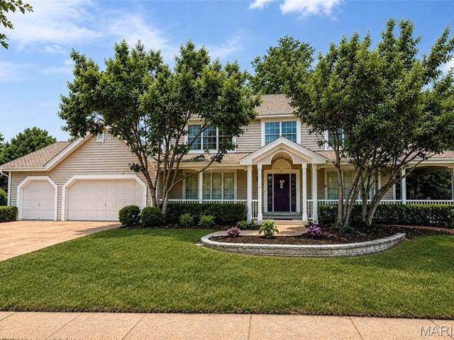 9 Preston Ridge Ct, Chesterfield, MO 63017