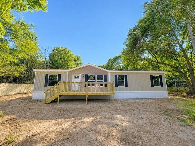 9 Reese Rd, Carriere, MS 39426