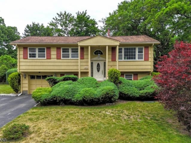 9 Ricker Rd