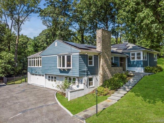 9 Rock Hill Ln, Scarsdale, NY 10583