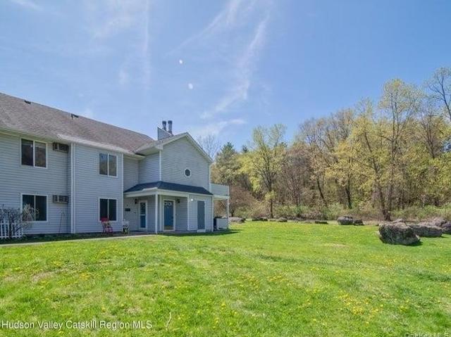 9 Rock Maple Rd, Saugerties, NY 12477