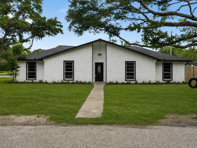 9 Robin Drive