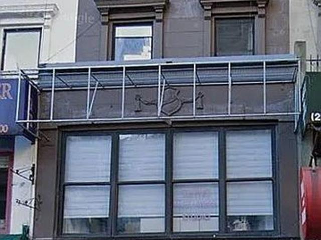 9 room luxury Apartment for sale in 851 Lexington Avenue, New York