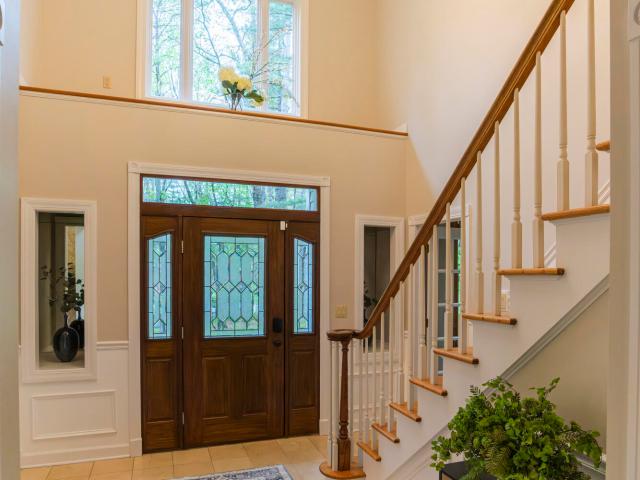 9 Rolling Brook Drive