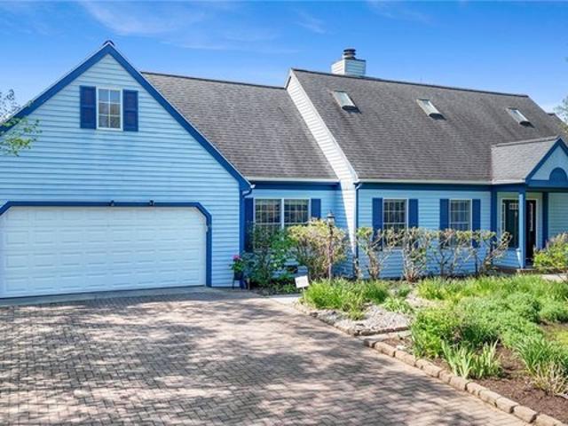 9 Rosina Dr, Ithaca, NY 14850