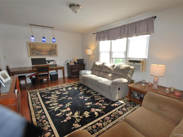 9 Stokes Road 1A