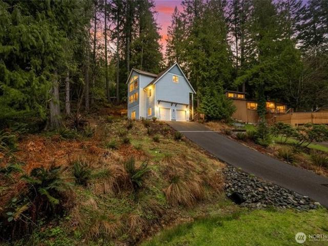 9 Summer Bell Ln, Bellingham, WA 98229