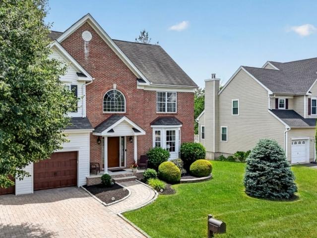 9 Summerfield Dr