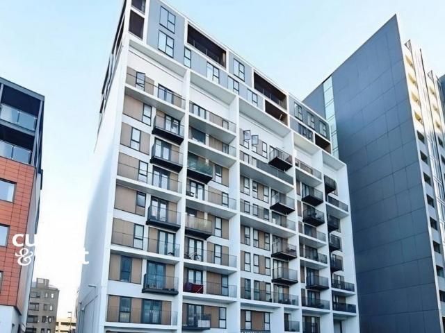9 Sutton Court Road Sutton SM1 1 bed apartment to rent £1,450 pcm £335 pw