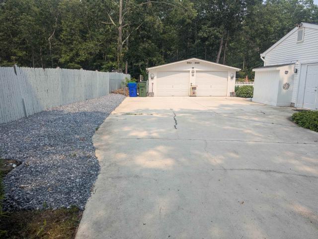 9 Saddle Ridge Lane