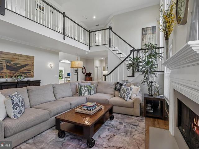 9 Sandpiper Court