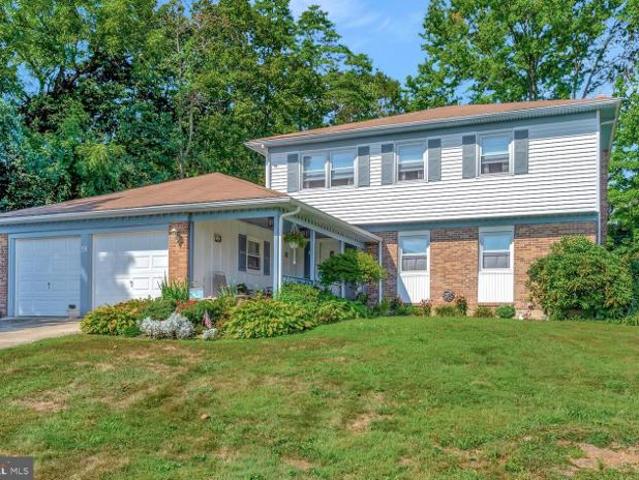 9 Sara Ct, Wilmington, DE 19810 in Wilmington, Delaware