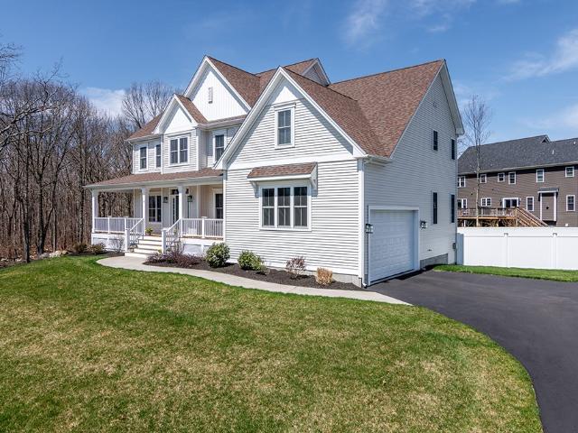 9 Scarlett Way