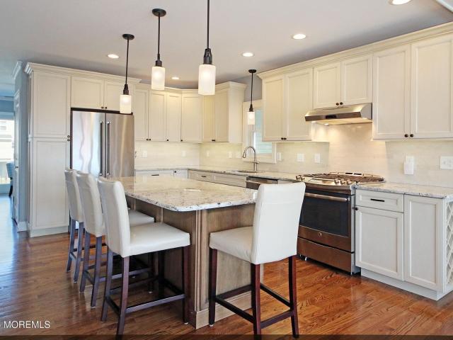 9 Sea Drift Avenue, Highlands, US, NJ