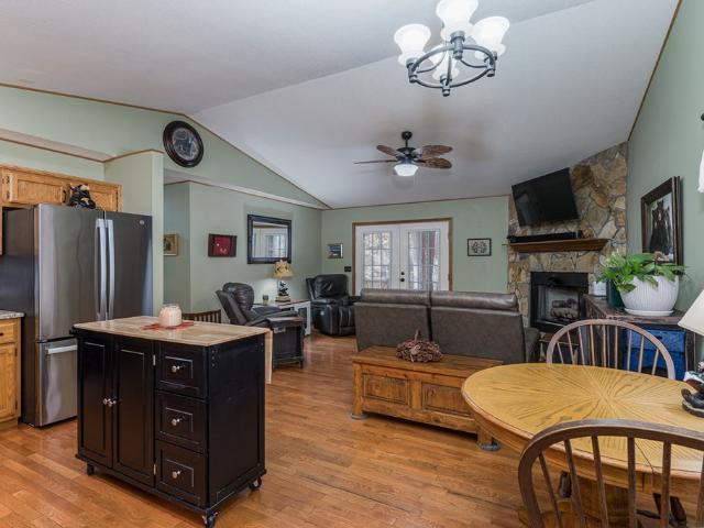 9 Settlers Crossing Way