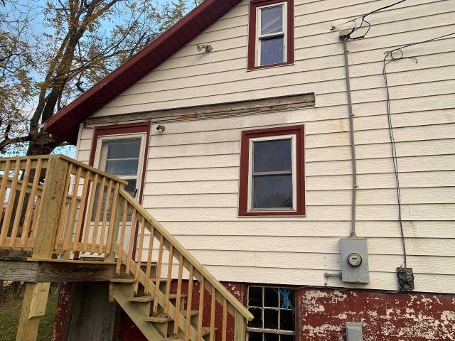 9 seven springs ln
