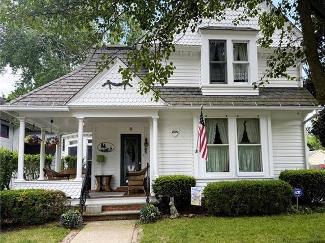 9 Shethar St, Hammondsport, NY 14840