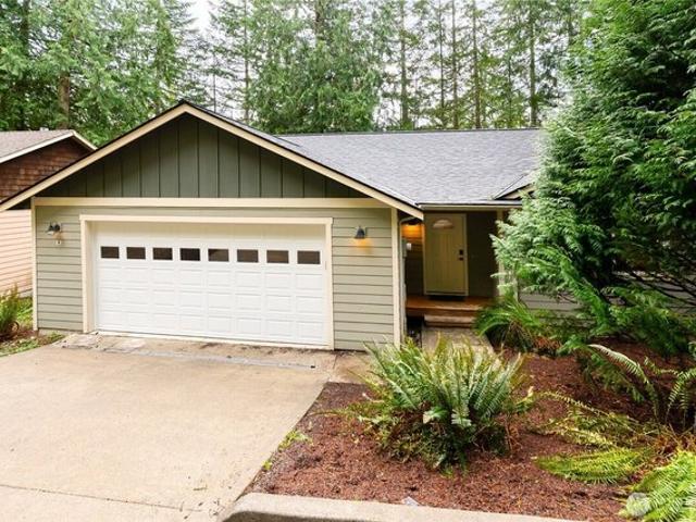 9 Shooting Star Ct, Bellingham, WA 98229