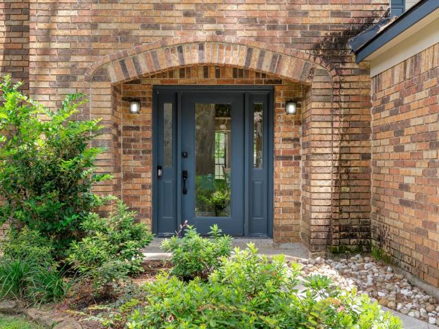 9 Silver Elm Place