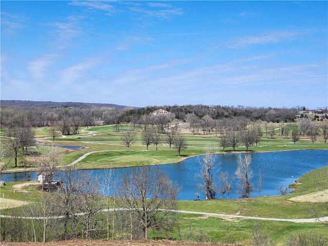 9 Silver Fox Trail