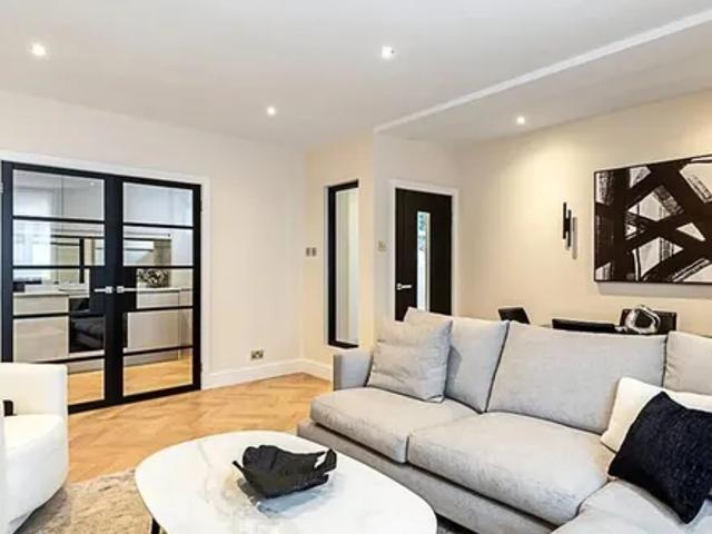9 Spear Mews, London, SW5 9NA, United Kingdom | 2 bed house for rent #134395658 | Rentberry