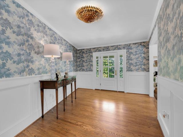 9 Springdale Lane