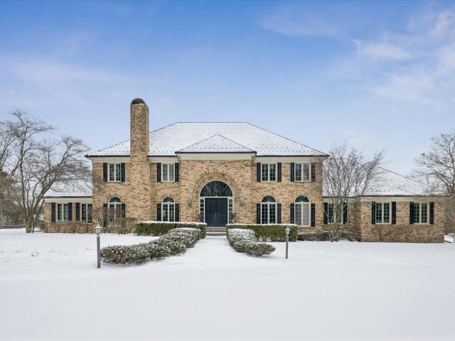 9 Squire Ln, St. Charles, IL 60174 | MLS #12408