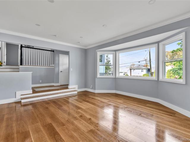 9 Tulip Lane