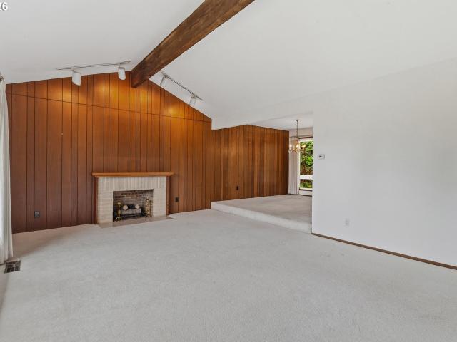 9 tanglewood dr