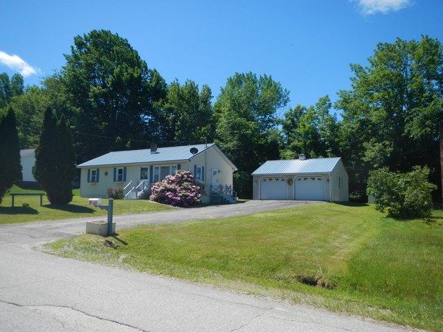 9 Tibbetts Dr, Lincoln, ME 04457