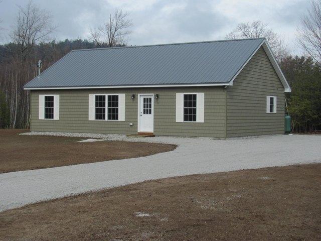 9 Wyatts Way, Oxford, ME 04270